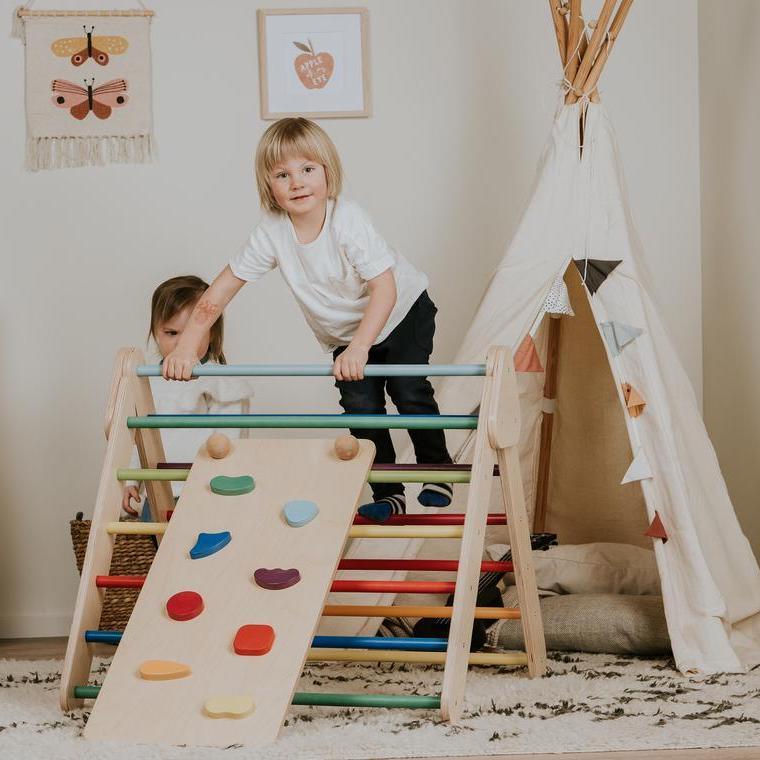 Pikler Triangle & Balance Board – Big Head