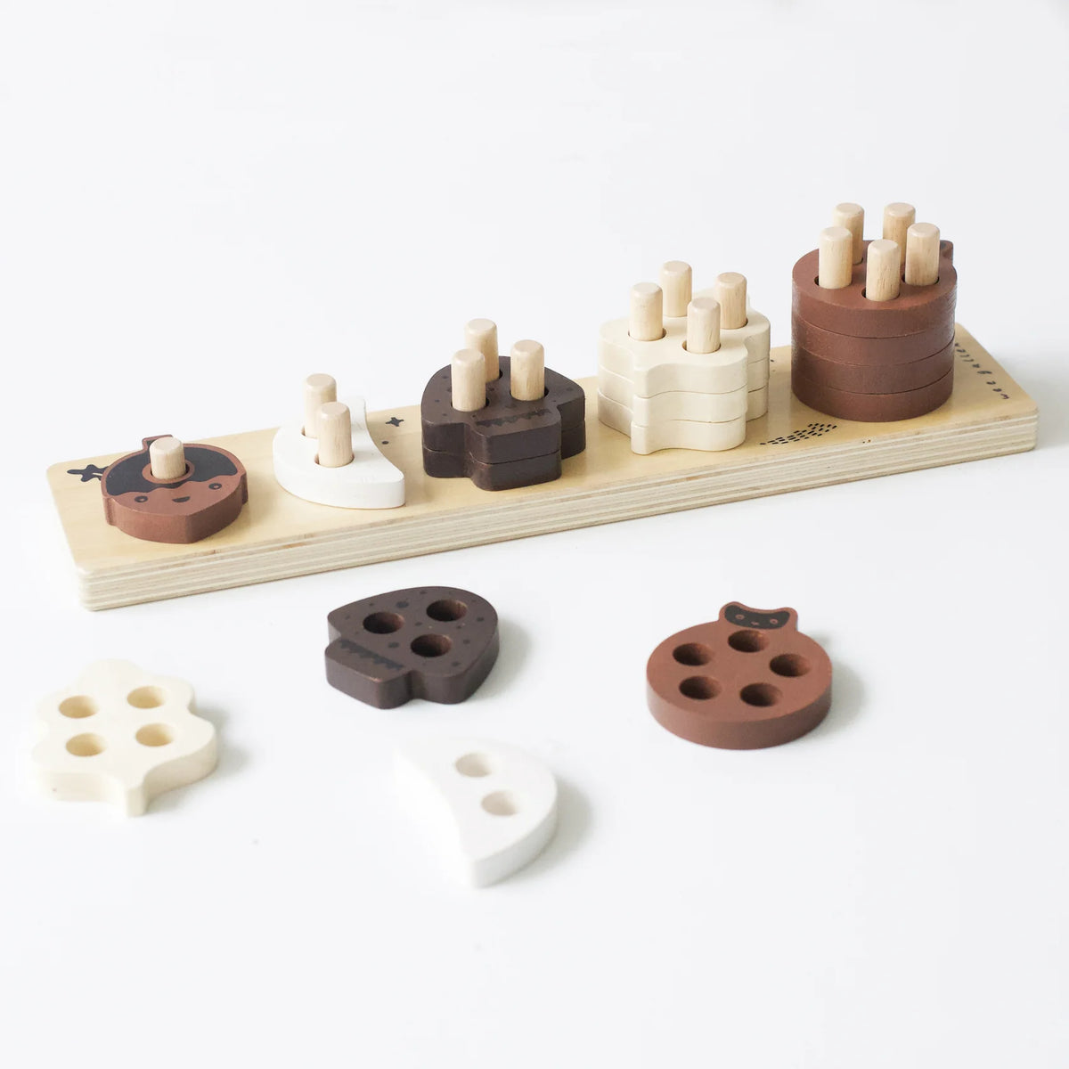 Wooden Count and Stack Toy | Wee Gallery – Big Head
